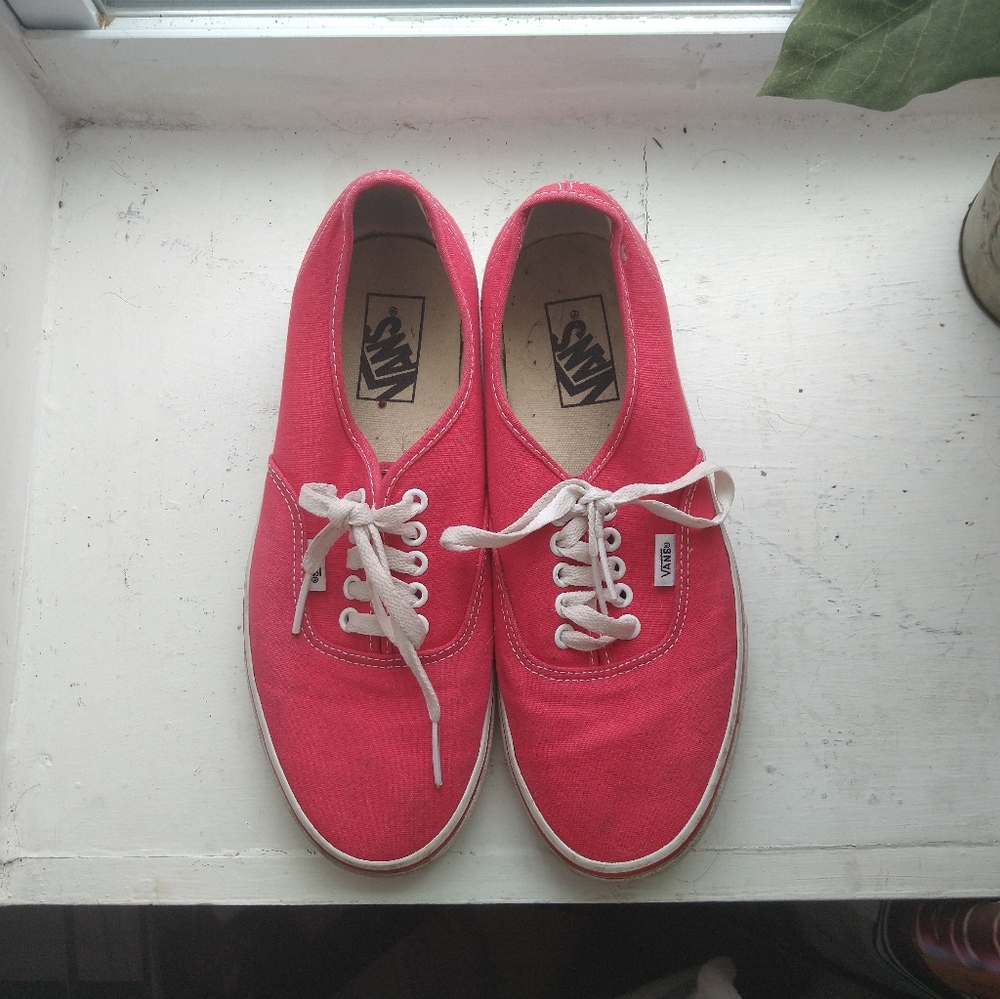 Vans Red Authentic Sneakers - Gem
